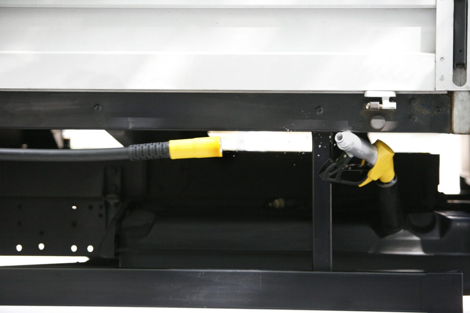 Breakaway Swivel for the ZVA-25 Nozzle - Petroleum, Aviation & Mining ...